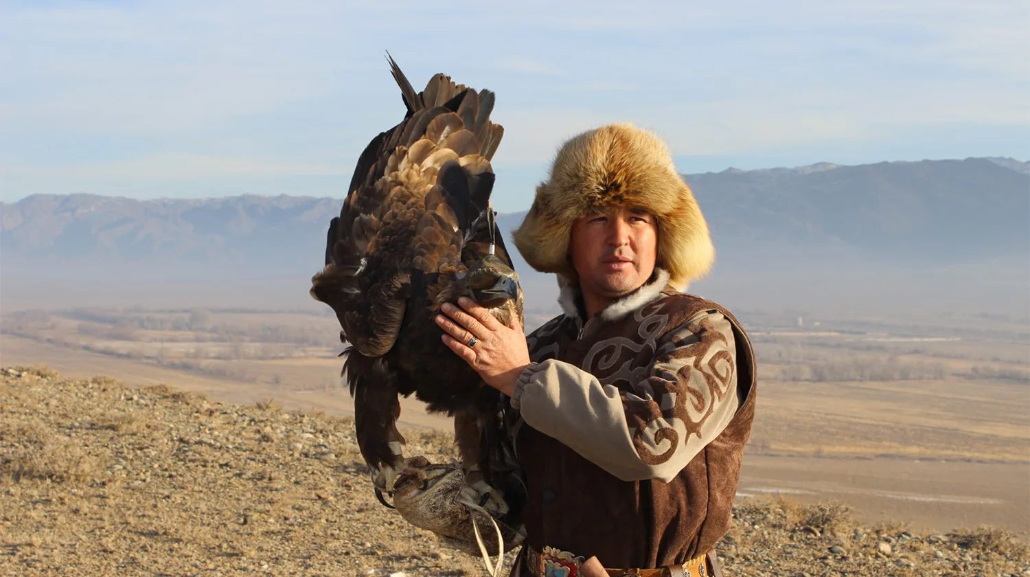 Falcon & Golden Eagle Hunting Show